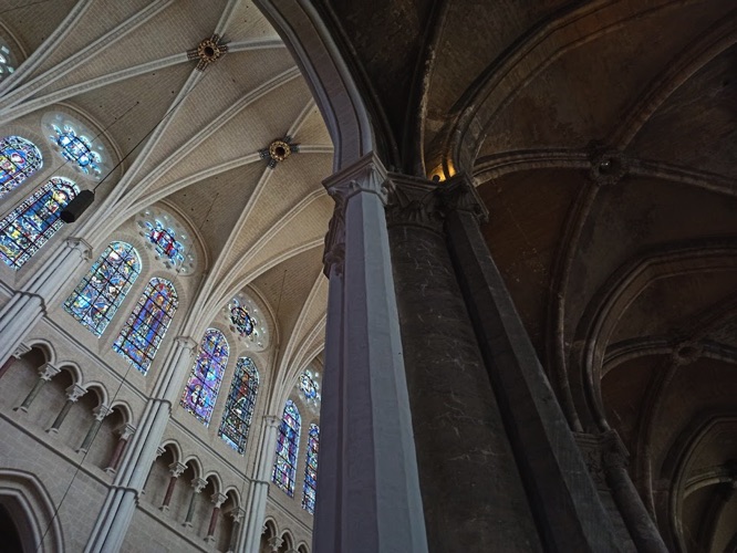 chartres cathedral and town revealed with expert guide | Paris Personal ...
